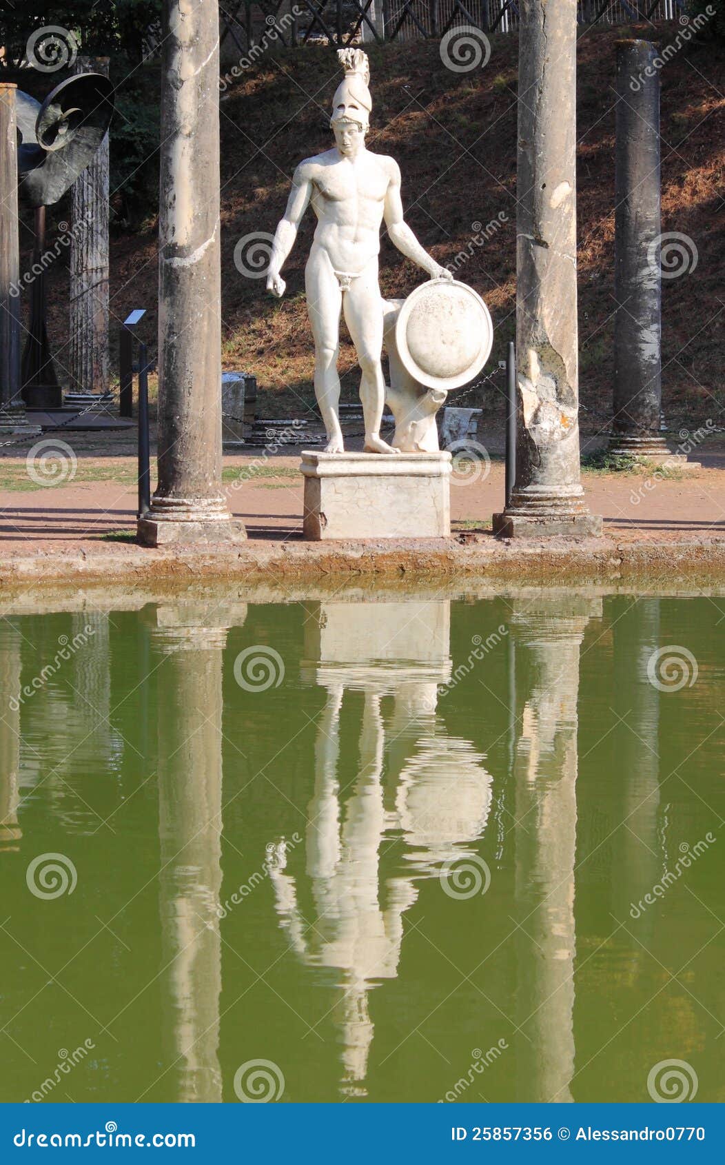 Statue d'Ares photo stock. Image du italie, archéologie - 25857356