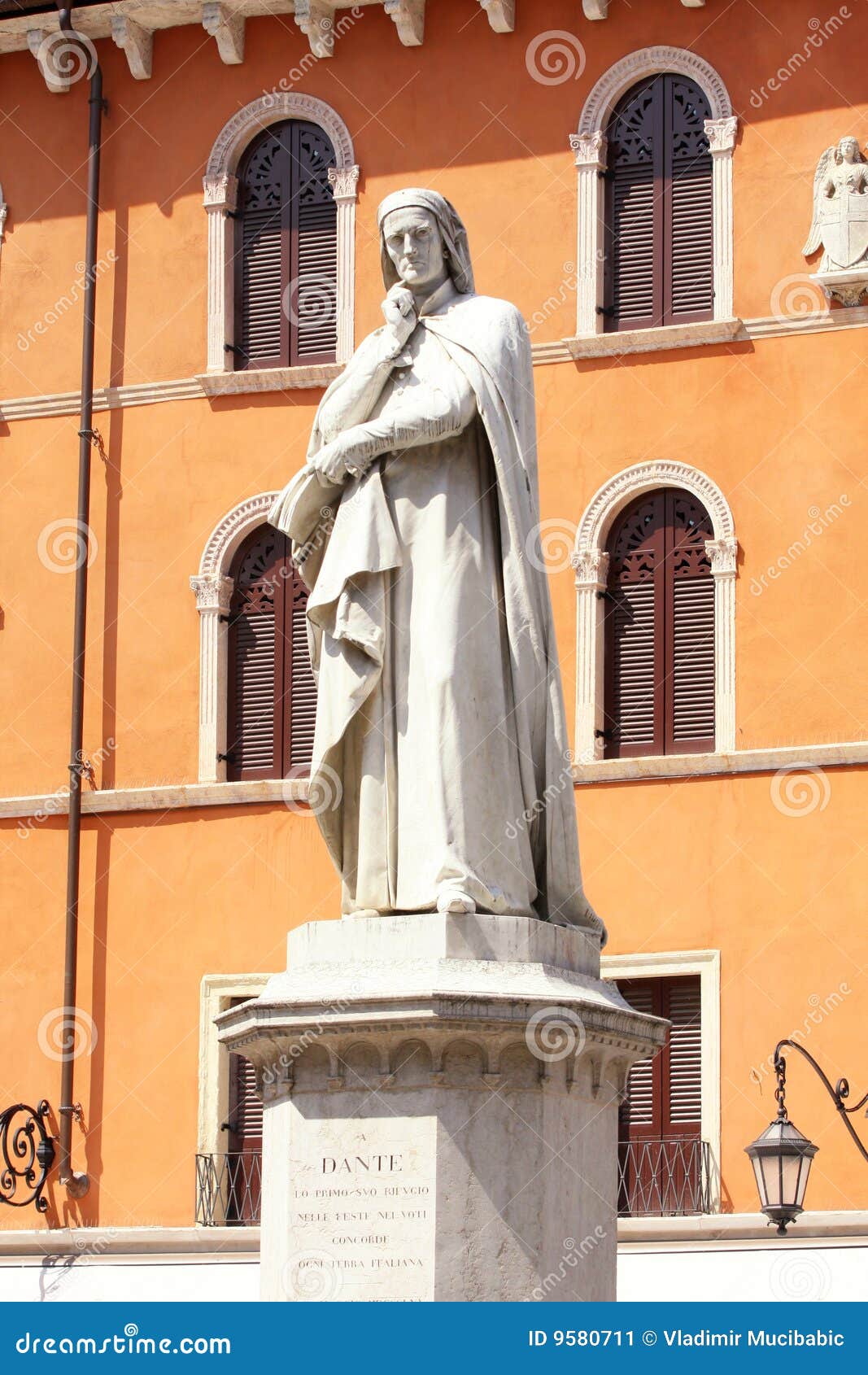 Statue of Dante Alighieri in Verona Stock Image - Image of monument ...