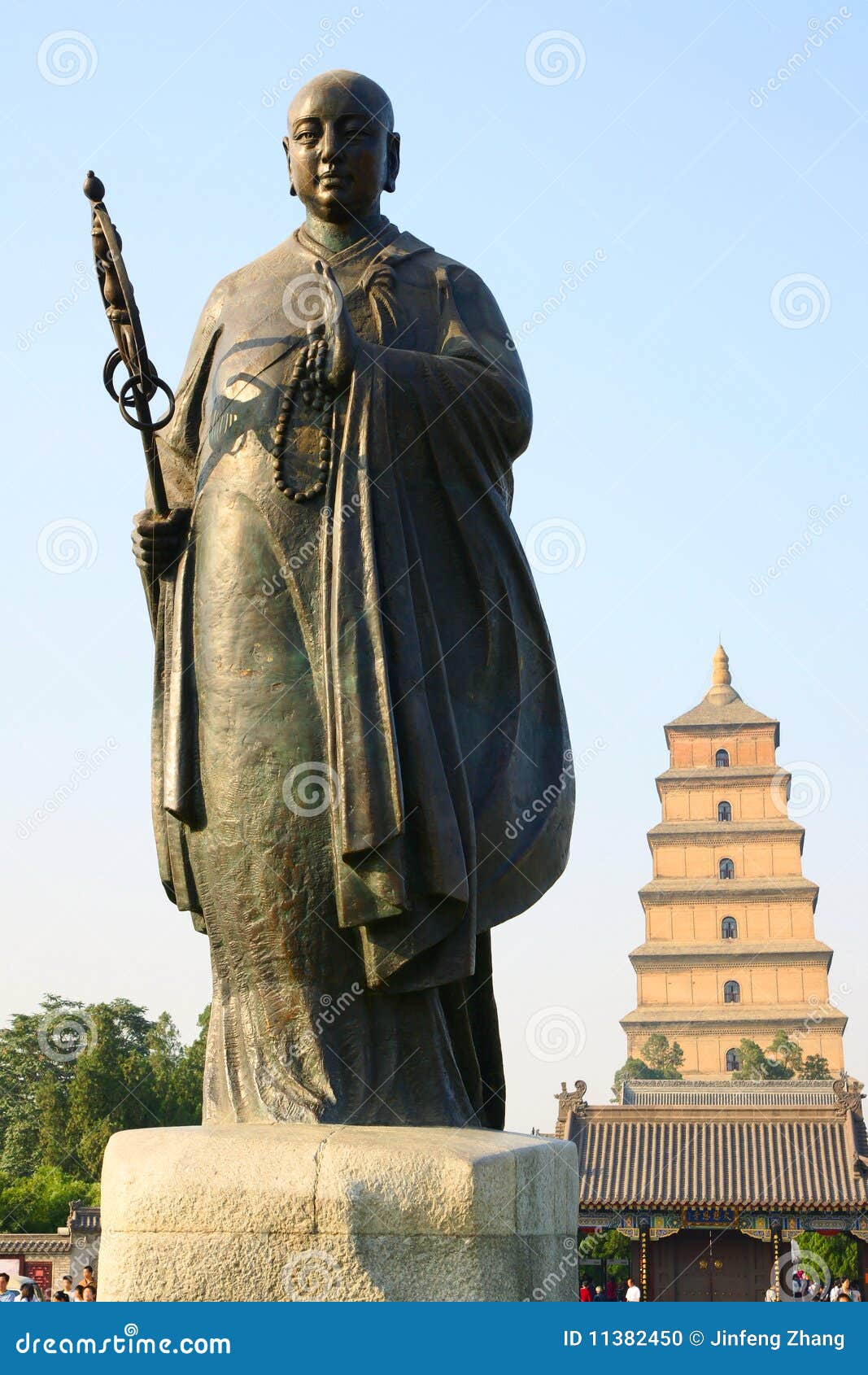Statue De Xuan Principal Zang Photo stock - Image du asie, porcelaine ...