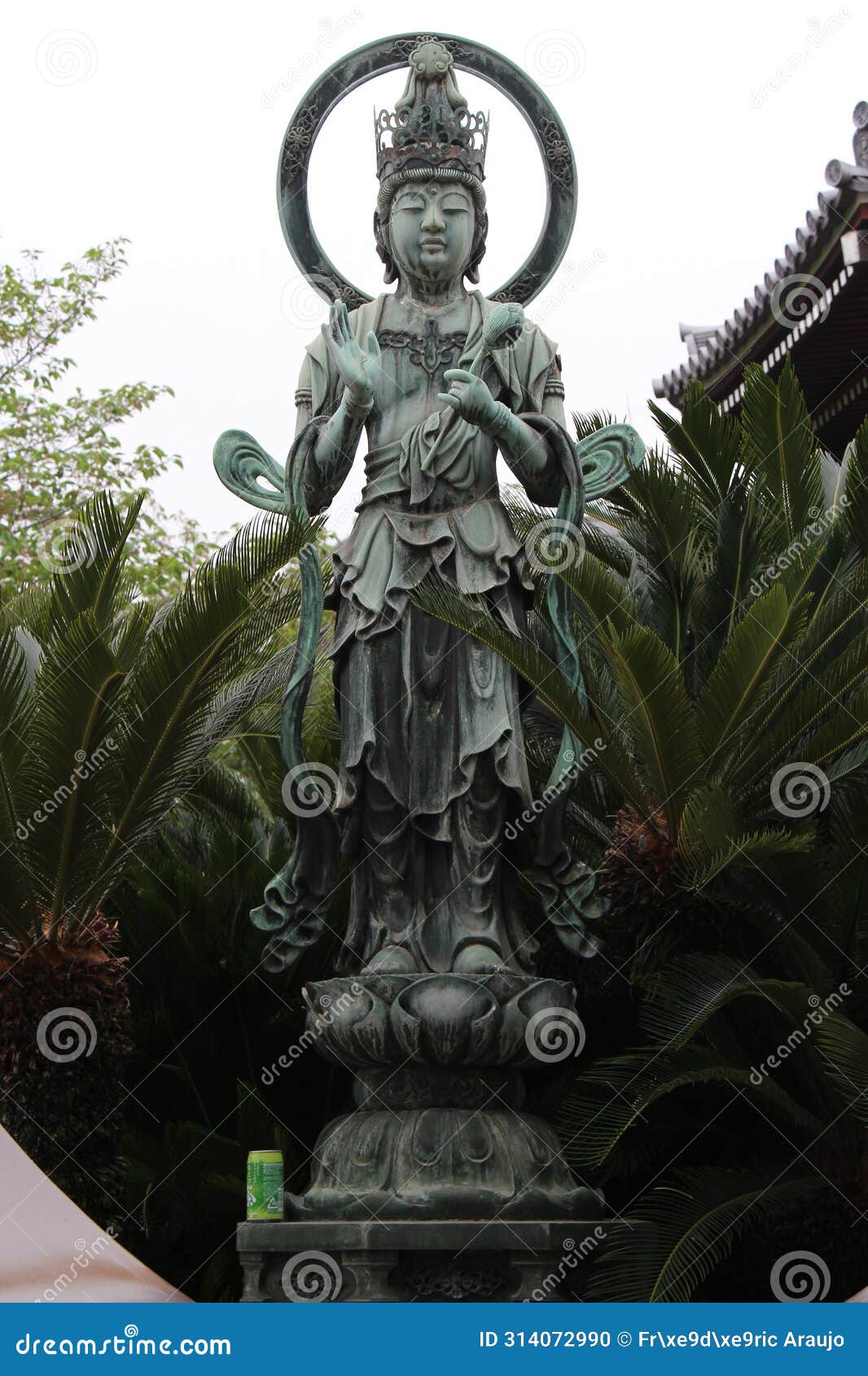 Statue of a Divinity in a Buddhist Temple (isshin-ji) in Osaka (japan ...