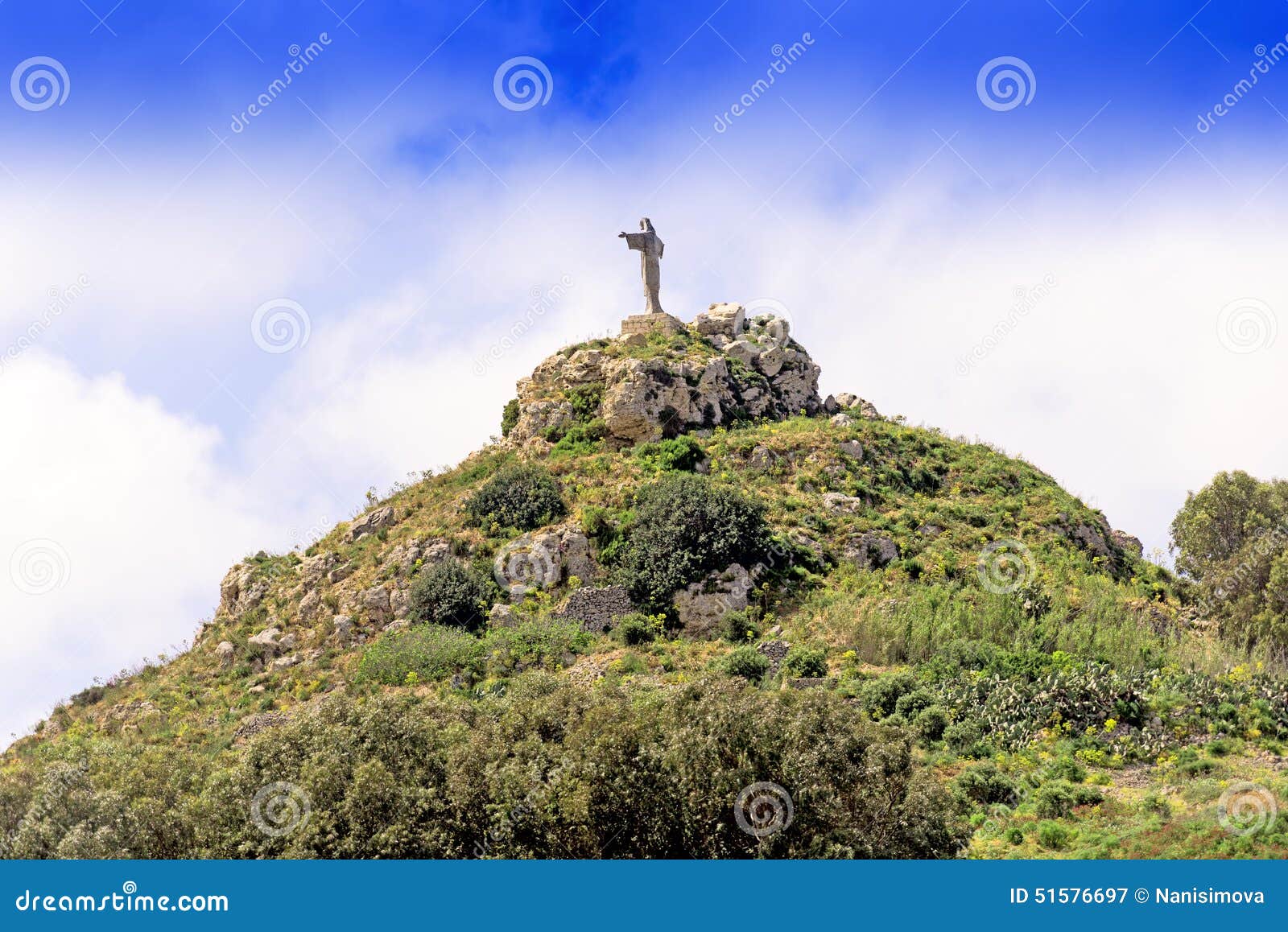 Statue Du Christ Le Sauveur Dans Gozo Image stock - Image du ...