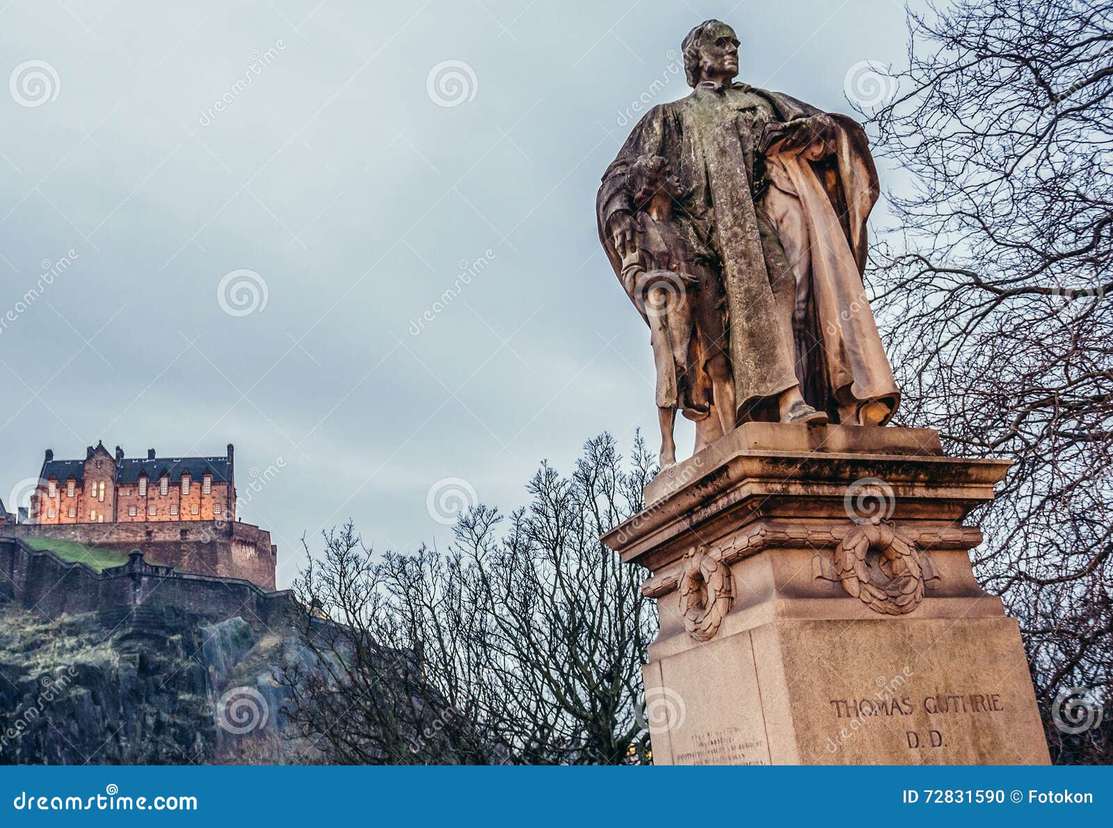 Statue in Edinburgh editorial image. Image of evening - 72831590