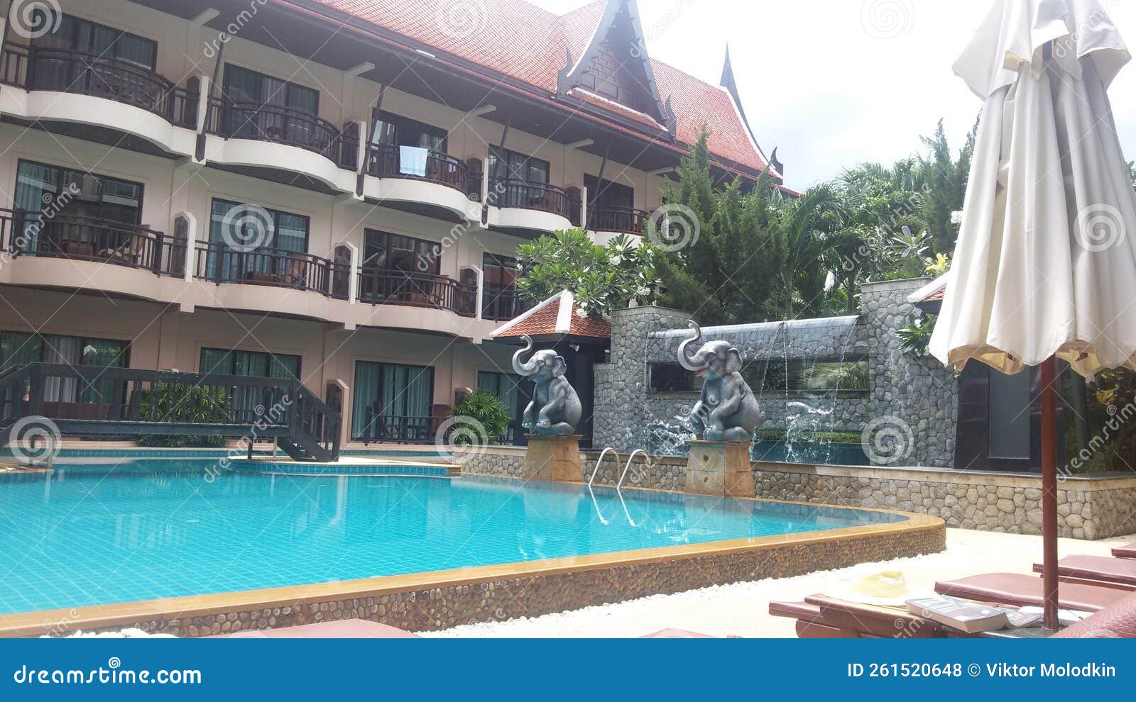 Statue of Elephants Swiming Pool Some View of Hotel Stock Photo - Image ...