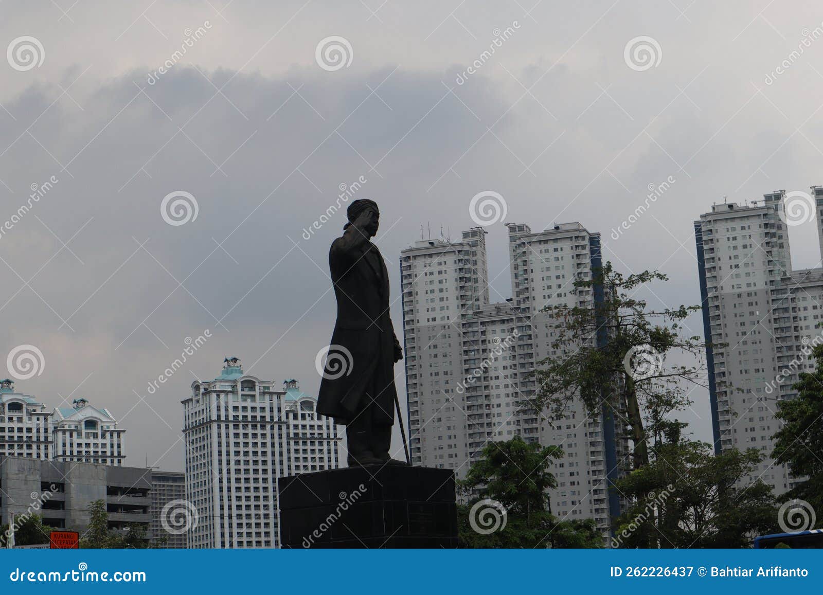 Statue of General Sudirman editorial photography. Image of landmark ...
