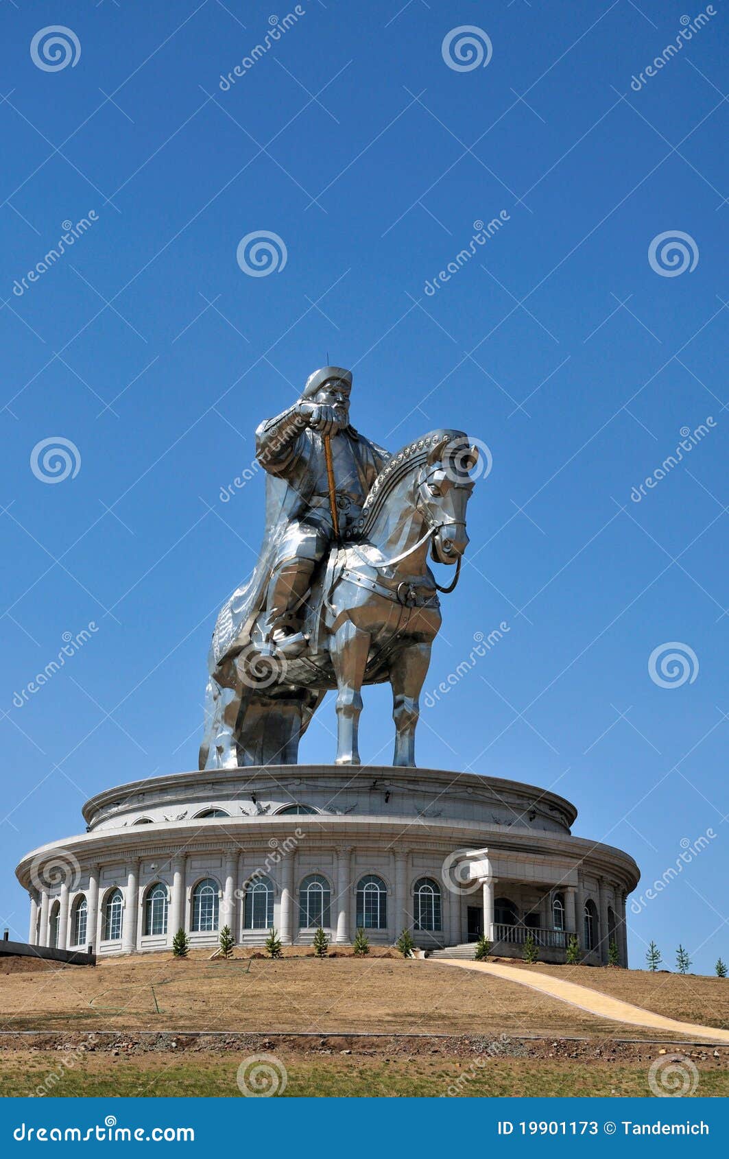 Statue of Genghis Khan stock image. Image of architecture - 19901173