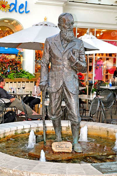 Statue of George Bernard Shaw Editorial Photography - Image of ontario ...