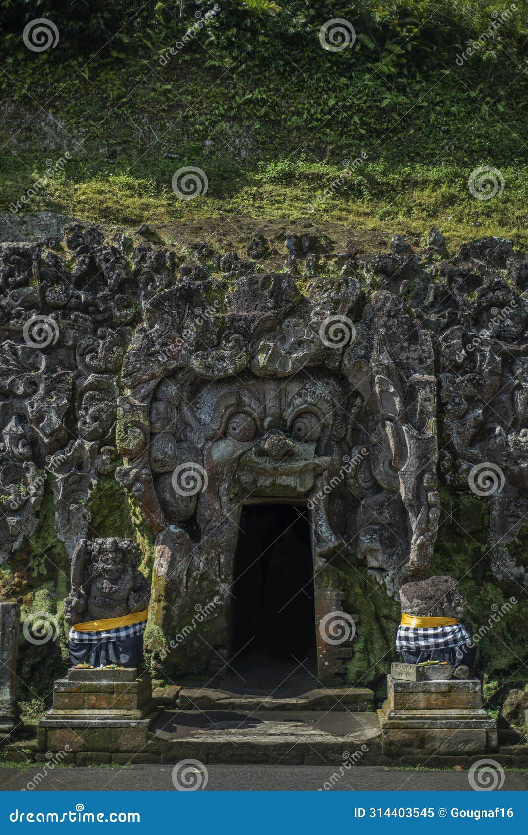 The Statue Of Gajah Mada The Powerful Military Leader Of Majapahit ...