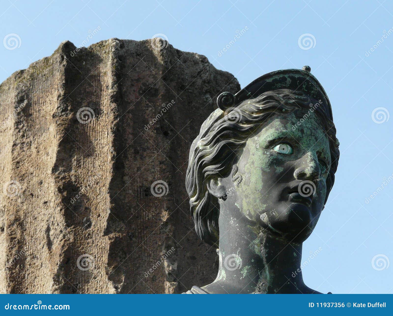 Statue Of The Goddess Diana At Pompeii, Italy Stock Photography ...