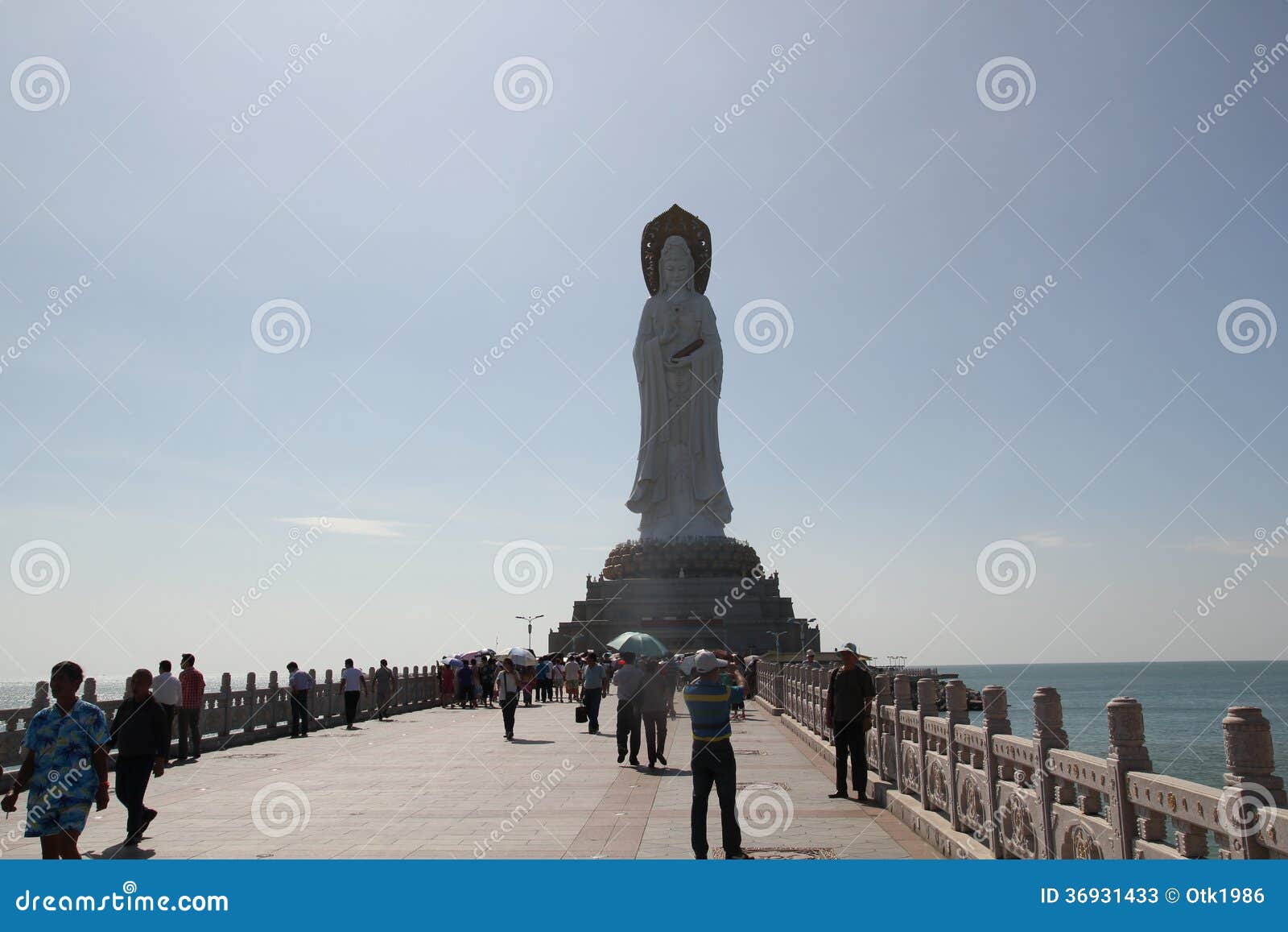 Statue of the Goddess of Guanyin on Hainan Editorial Stock Photo ...