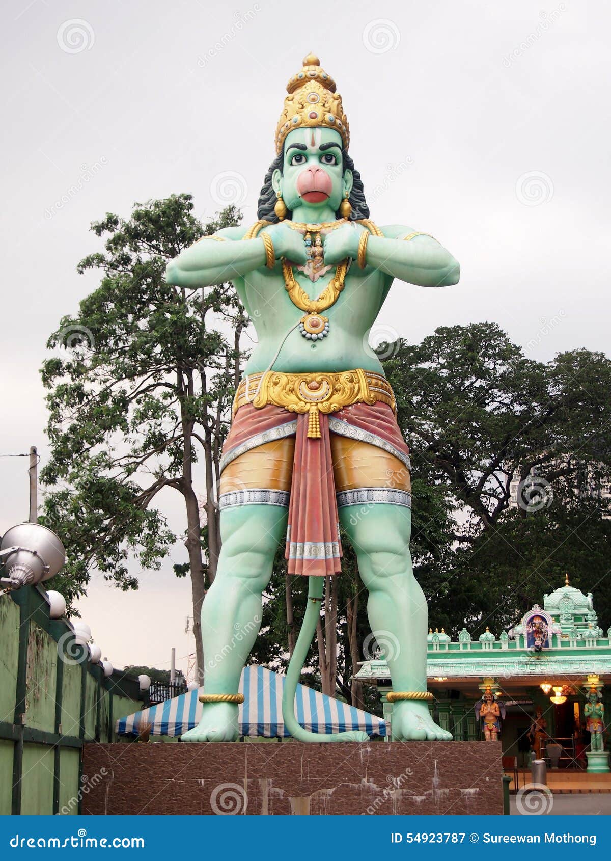 Statue of Hanuman, Hindu God at the Batu Caves Stock Image - Image of ...