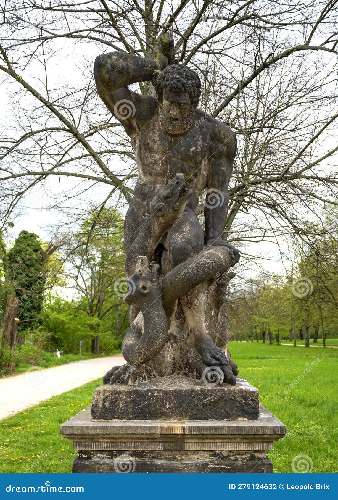 Statue of Hercules in Dresden Editorial Photography - Image of dresden ...