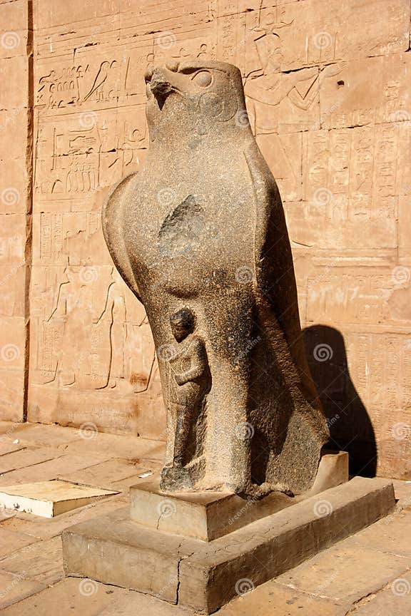 Statue of Horus, Edfu Temple, Egypt Stock Image - Image of ramses ...