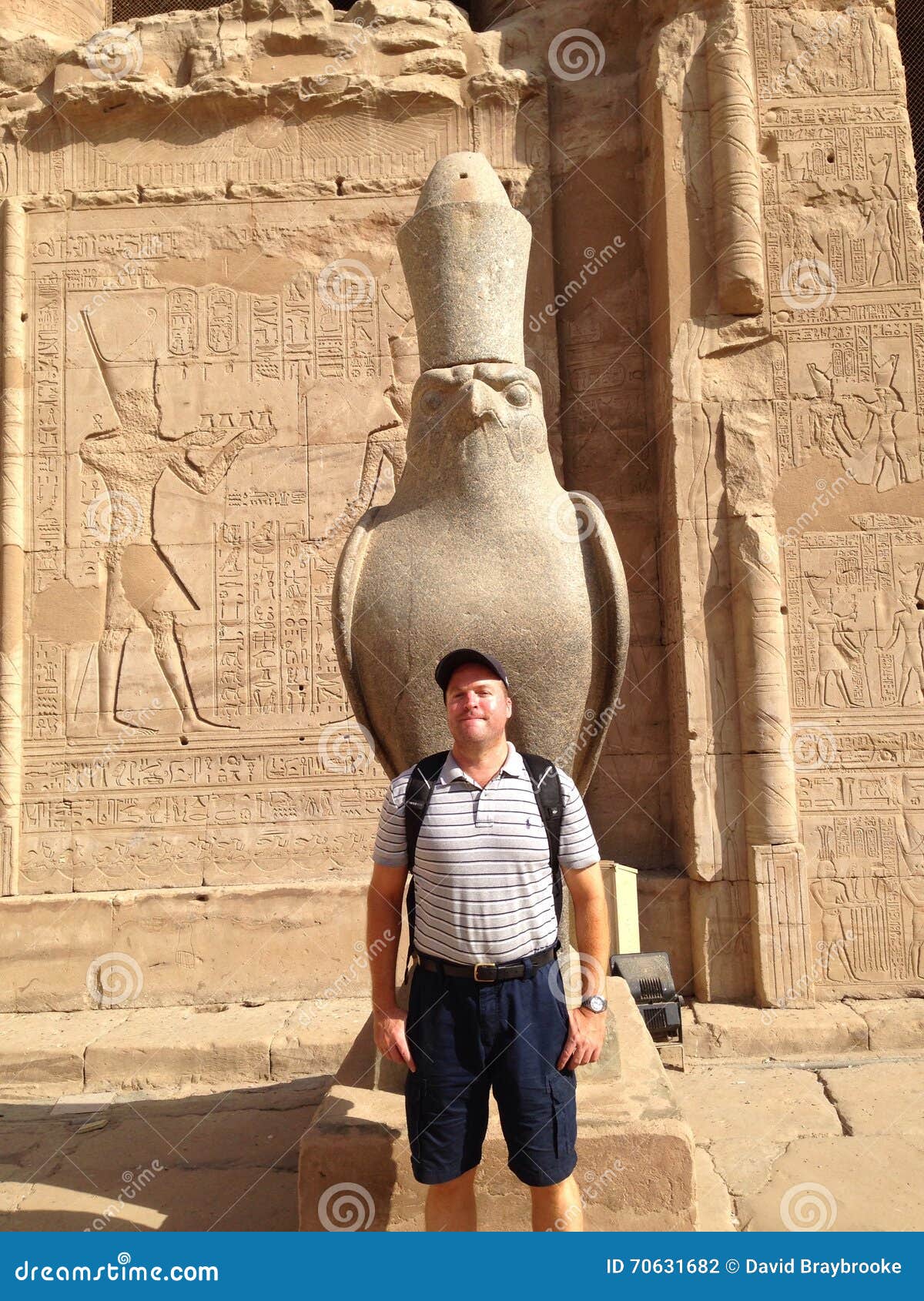 Statue of Horus editorial photography. Image of deity - 70631682