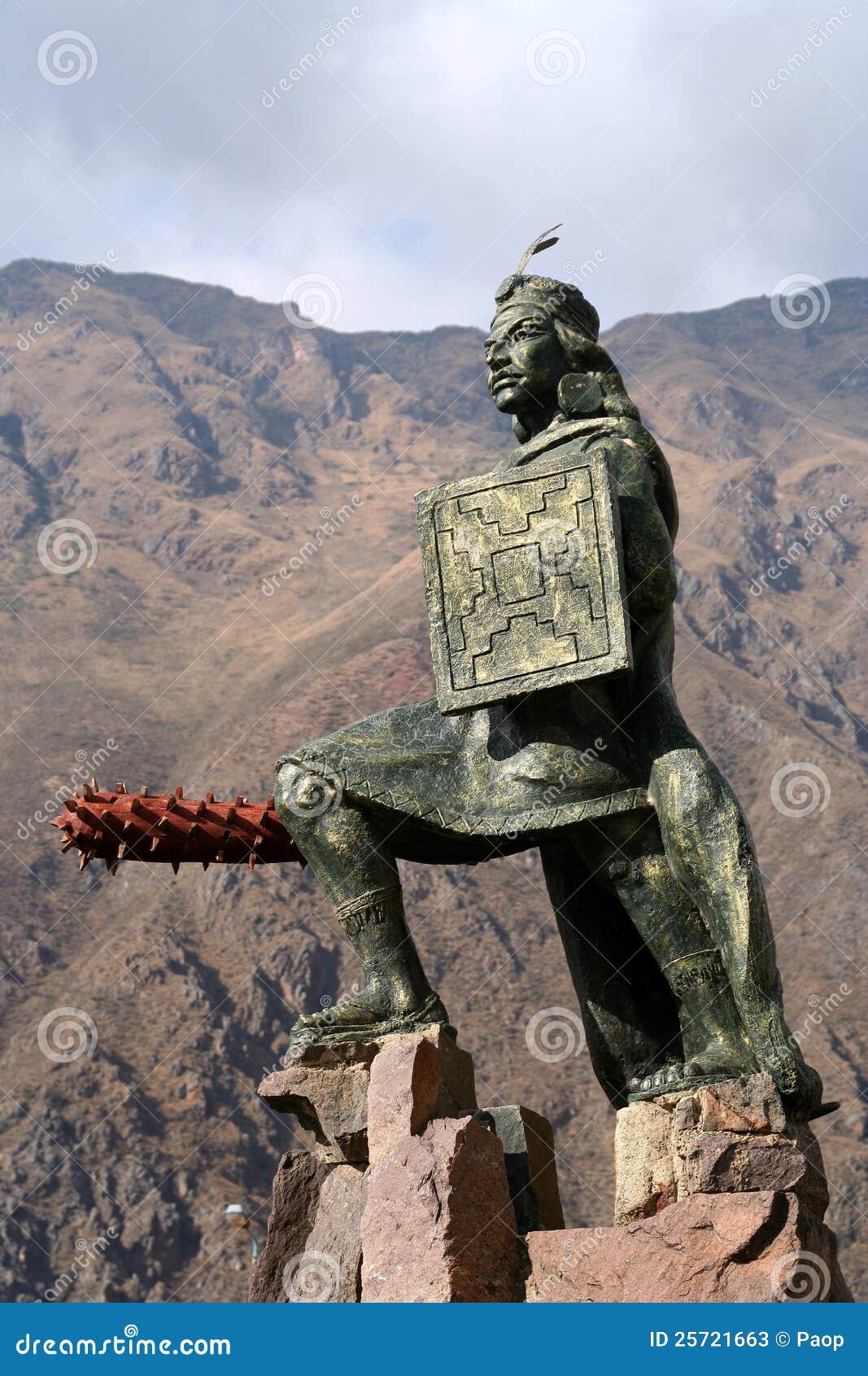 Statue inca de guerrier image stock. Image du puissant - 25721663