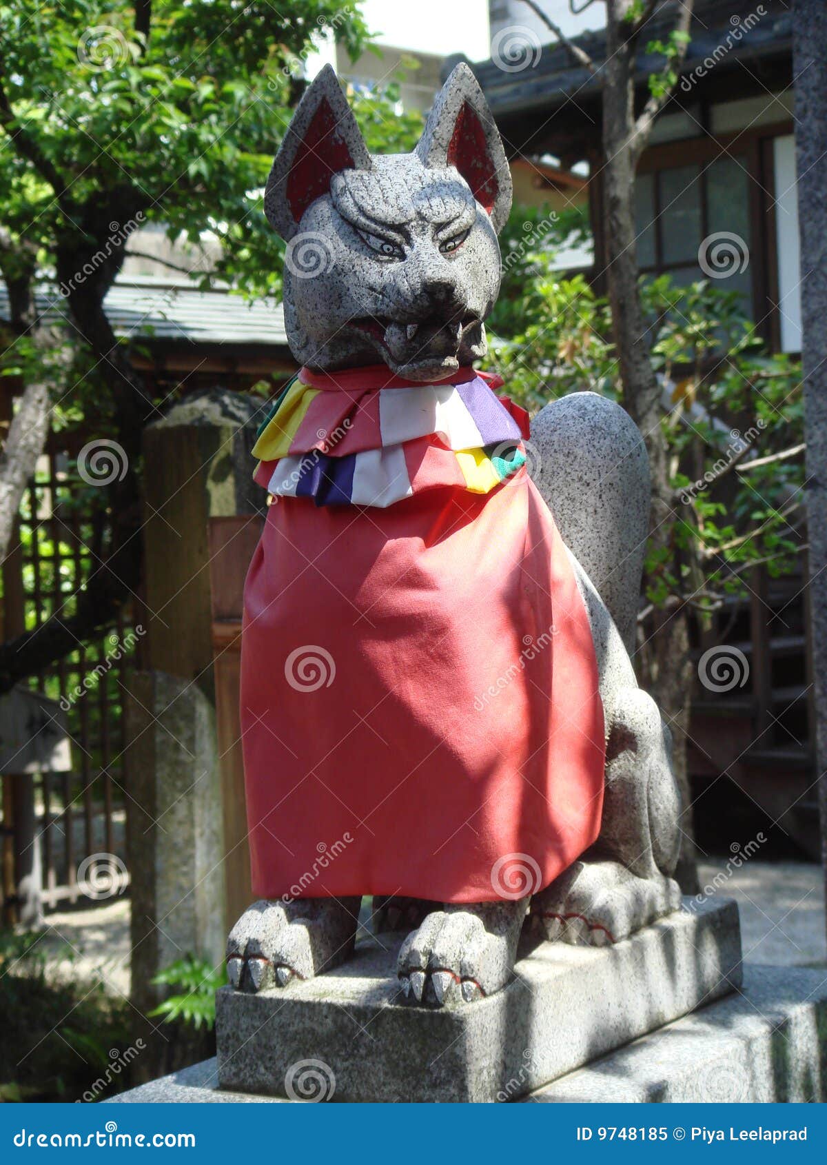 Statue of Japanese Fox Spirit Stock Image - Image of unique, asia: 9748185