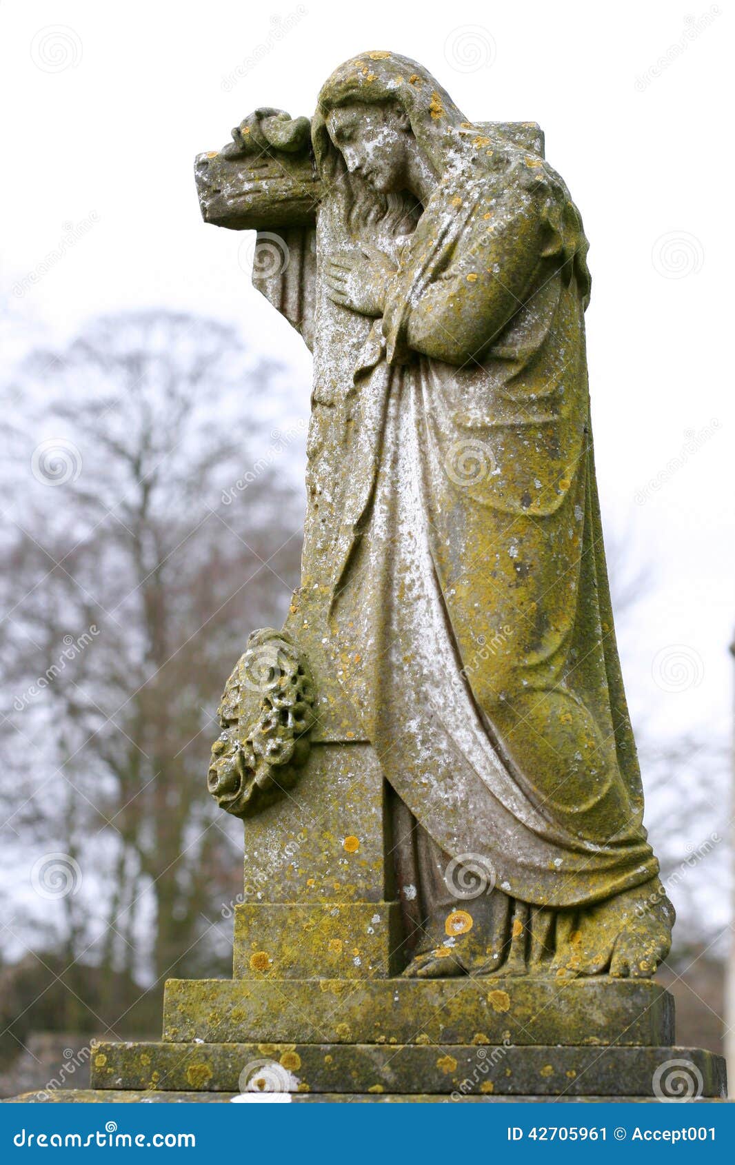 Statue of Jesus Christ in Cemetery Stock Image - Image of heart, cross ...