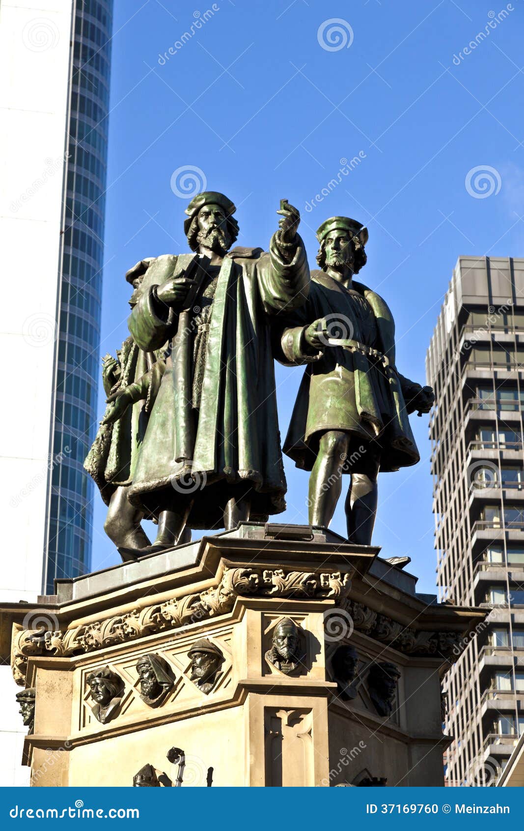 Statue of Johannes Gutenberg, Stock Photo - Image of europe, germany ...