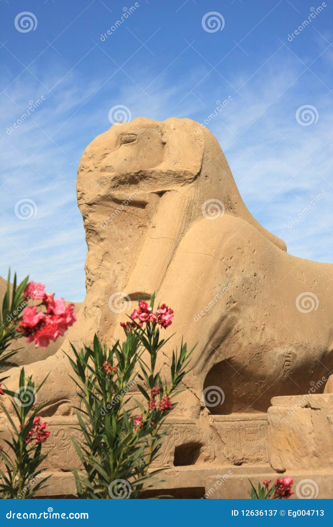 Statue in Karnak Temple stock image. Image of pintado - 12636137