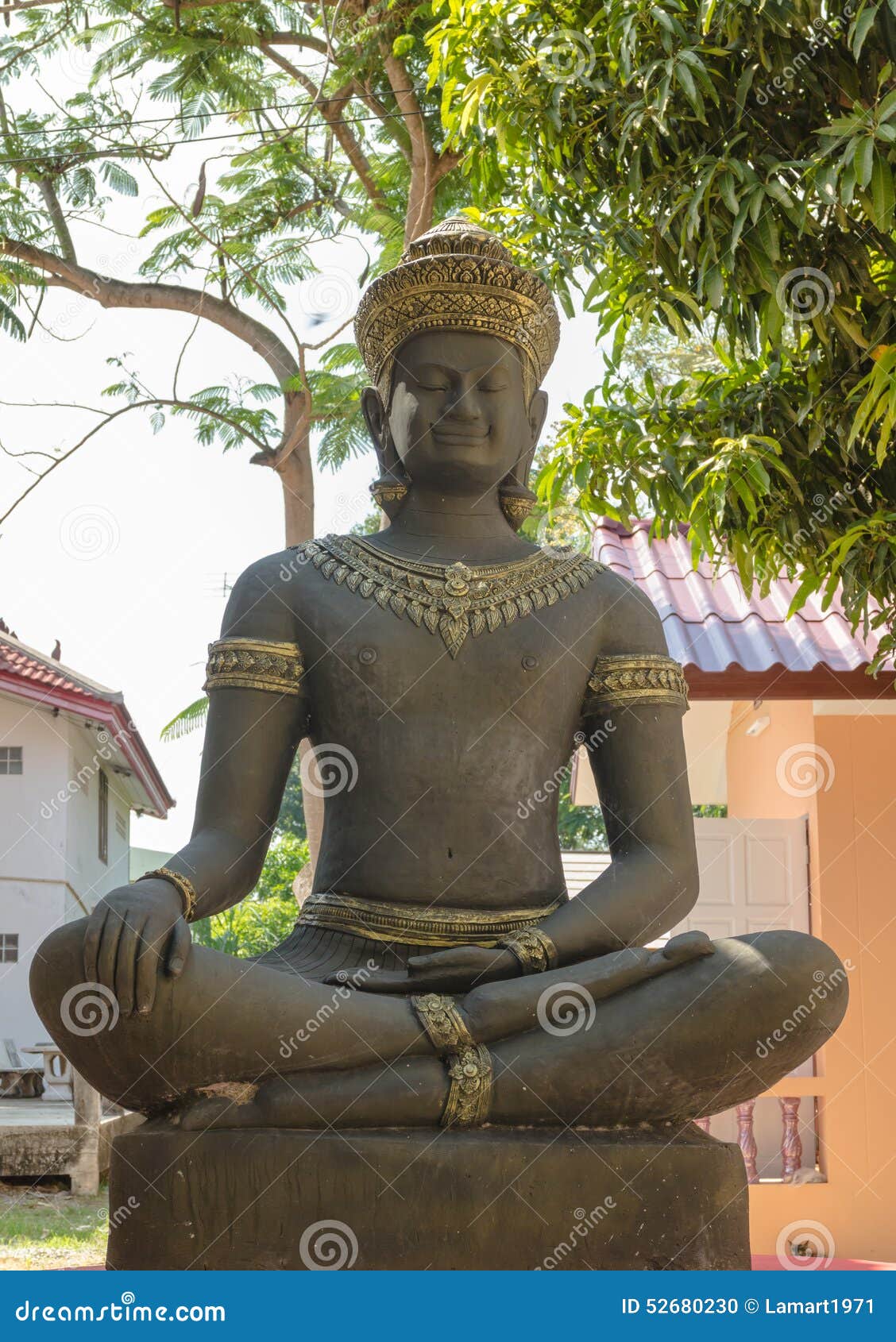 Statue for Khmer Deva Sitting Stock Photo - Image of buddhism, pavilion ...