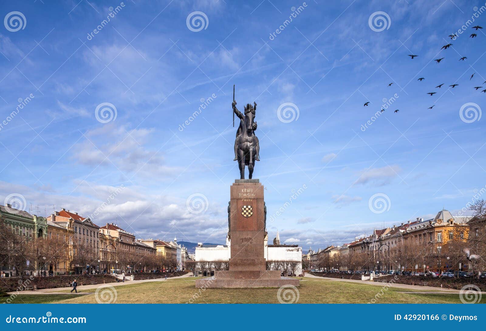Statue of King Tomislav in Zagreb, Croatia Editorial Photo - Image of ...