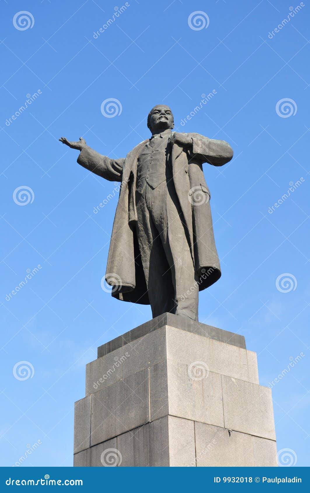 Statue of Lenin stock photo. Image of copper, russian - 9932018