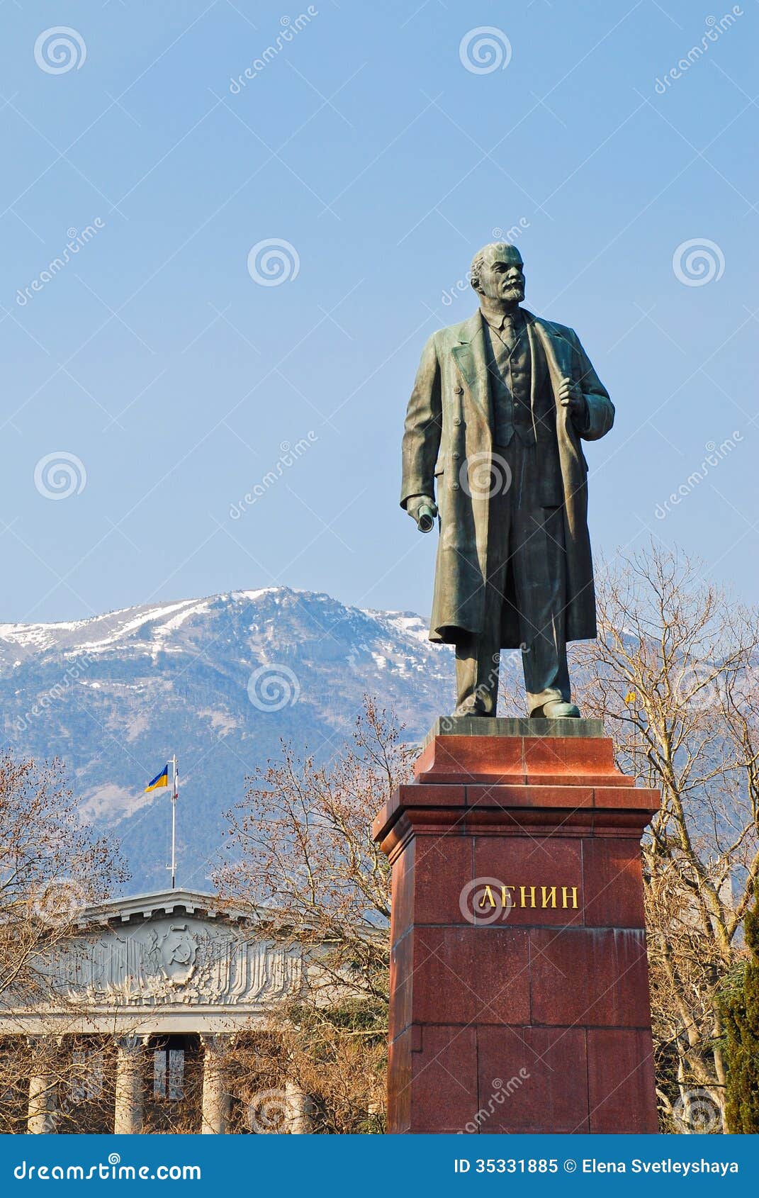 375 Lenin Statue Ukraine Stock Photos - Free & Royalty-Free Stock ...
