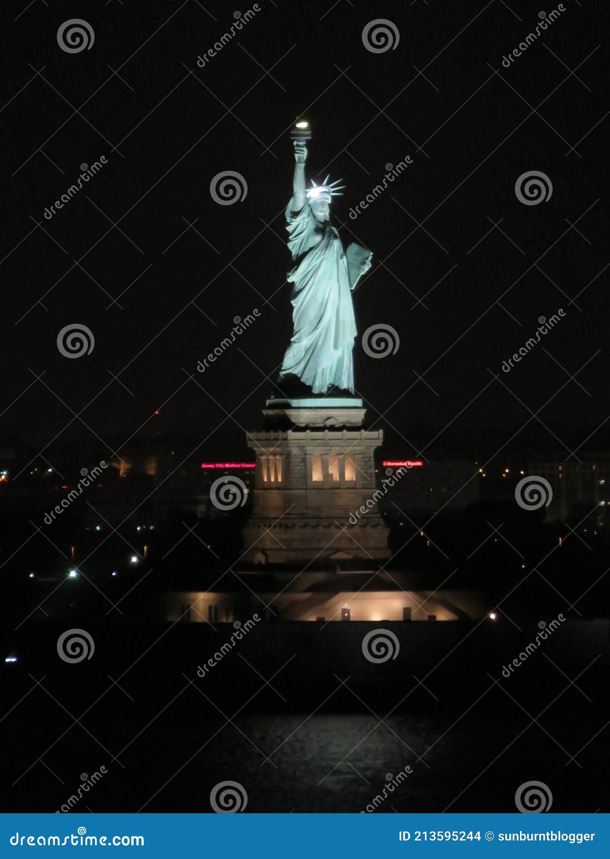 Statue of Liberty at night editorial stock image. Image of light ...
