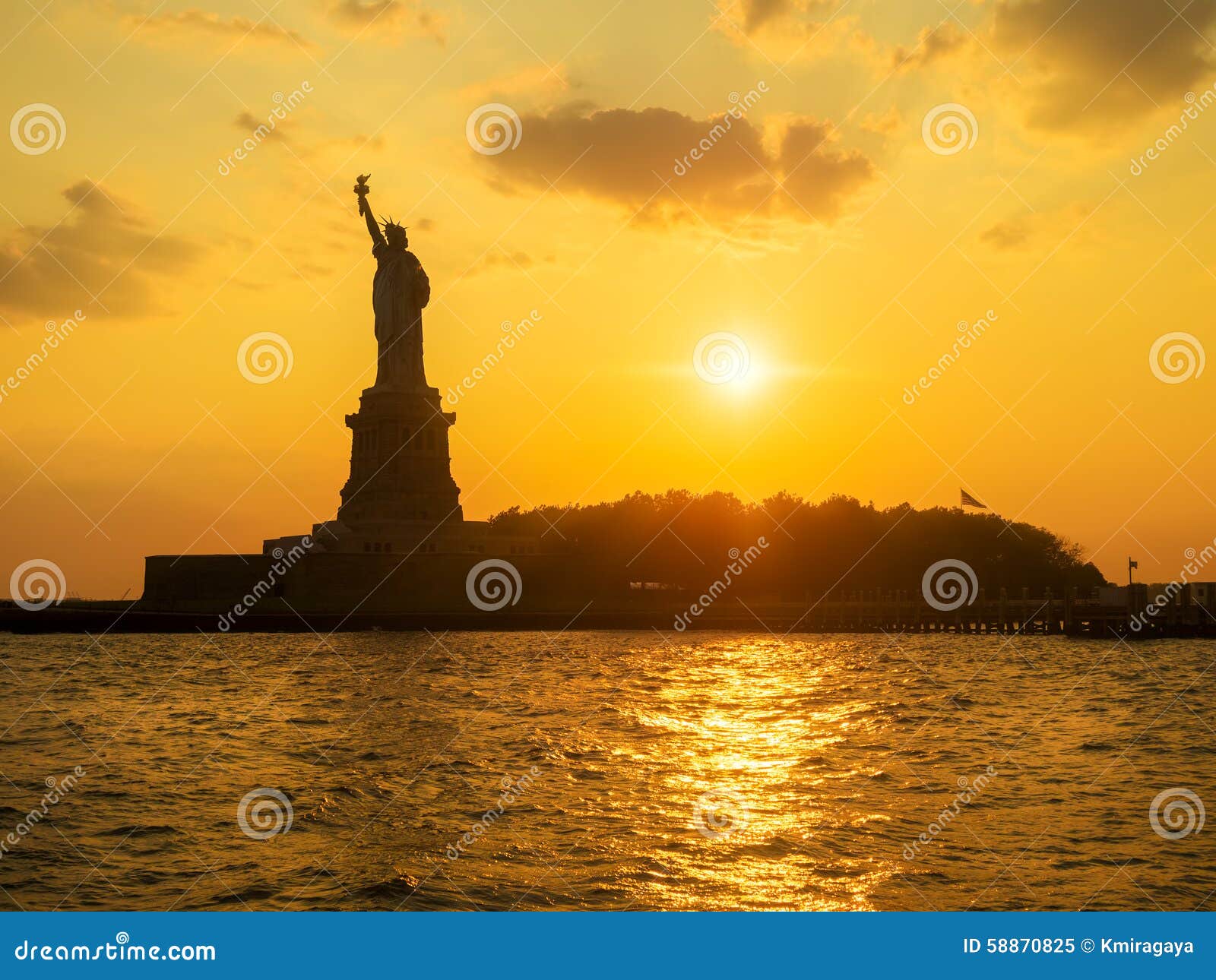 The Statue of Liberty at Sunset Stock Image - Image of island, golden ...