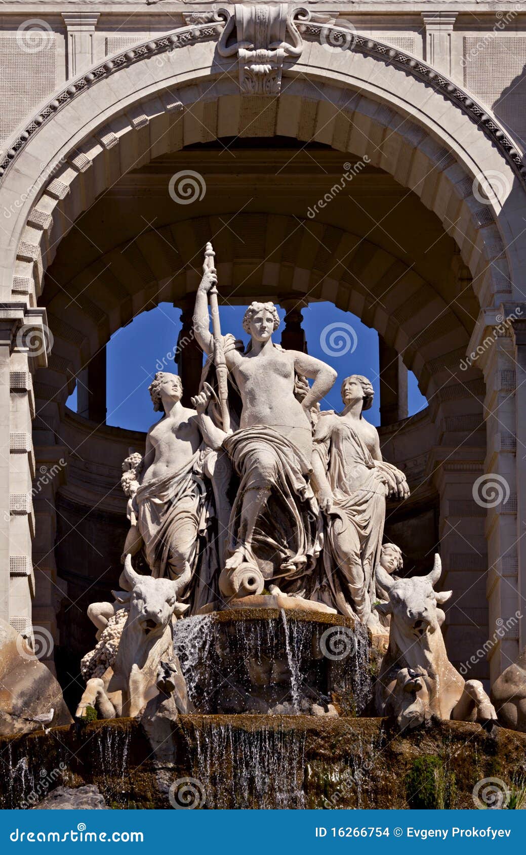 Statue at the Longchamp Palace, Marseille Stock Photo - Image of azur ...
