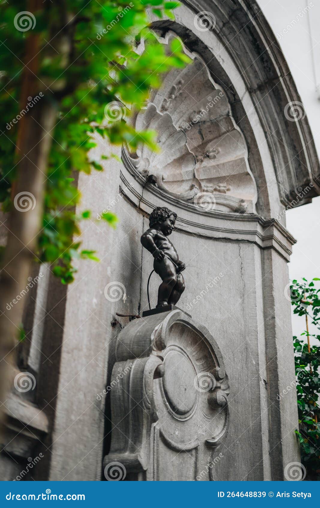 Statue of Manneken Pis in Brussels Stock Image - Image of statue ...