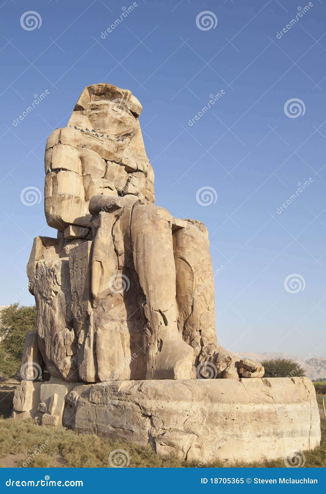 Statue of Memmnon Egypt stock image. Image of africa - 18705365