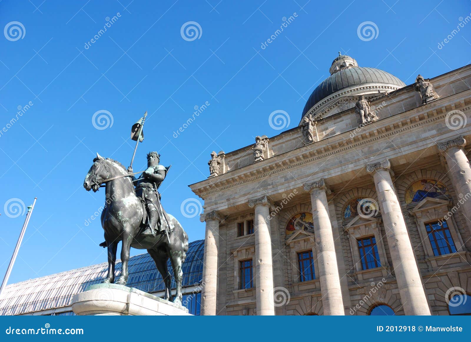 Statue in munich stock photo. Image of historic, tradition - 2012918