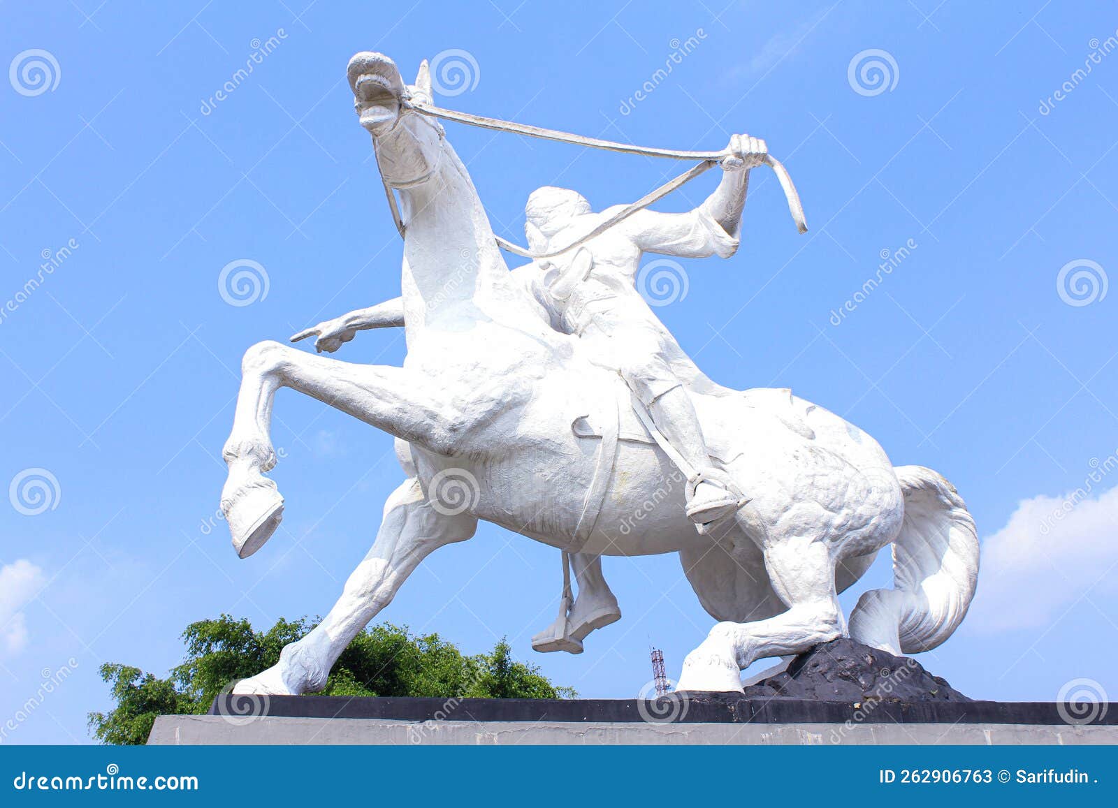 Statue of National Hero Prince Diponegoro Stock Image - Image of ... Statue of National Hero Prince Diponegoro Stock Image - Image of ...