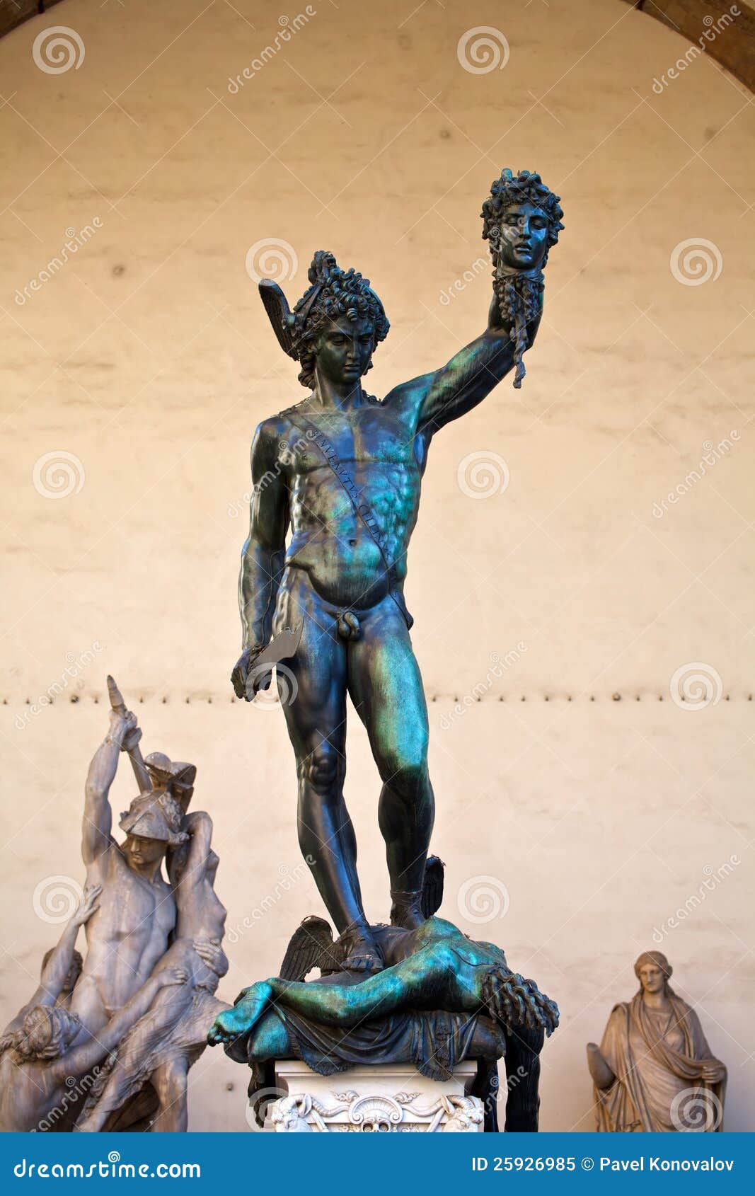 Statue of perseus stock image. Image of bravery, cellini - 25926985