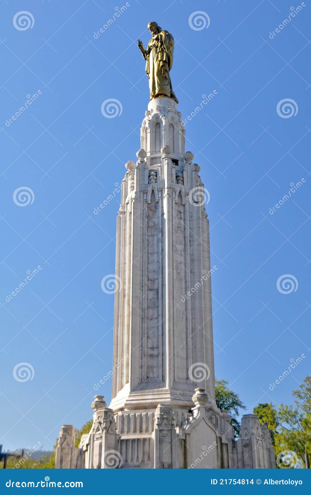 Statue of the Sacred Heart of Jesus, Bilbao Stock Photo - Image of ...