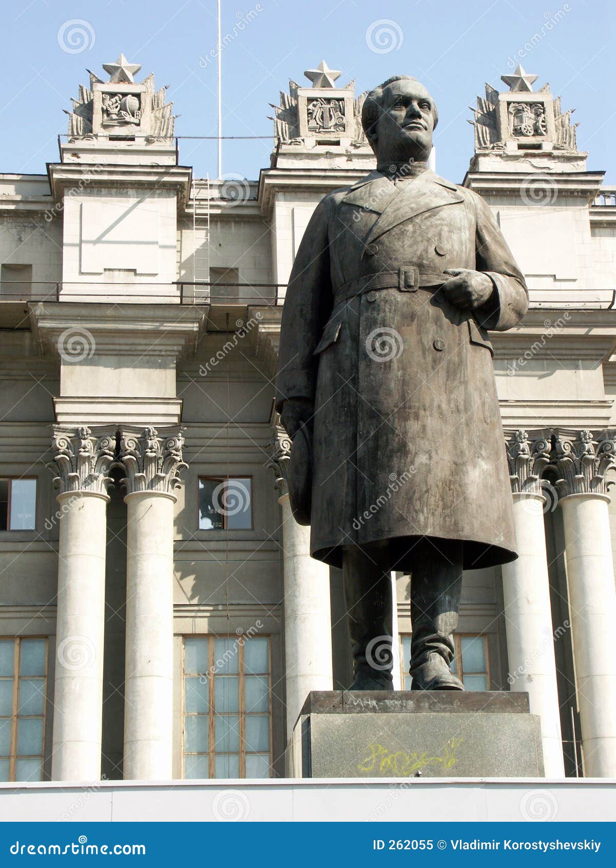 Statue of a soviet leader stock image. Image of communism - 262055