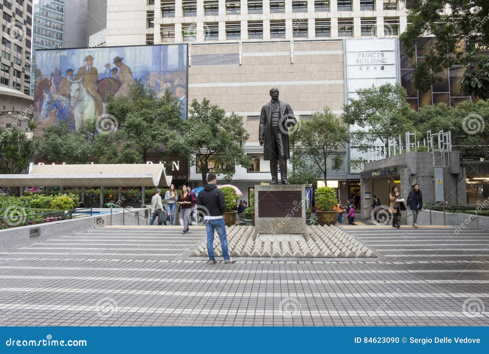 Statue square in Hong Kong editorial image. Image of landmark - 84623090