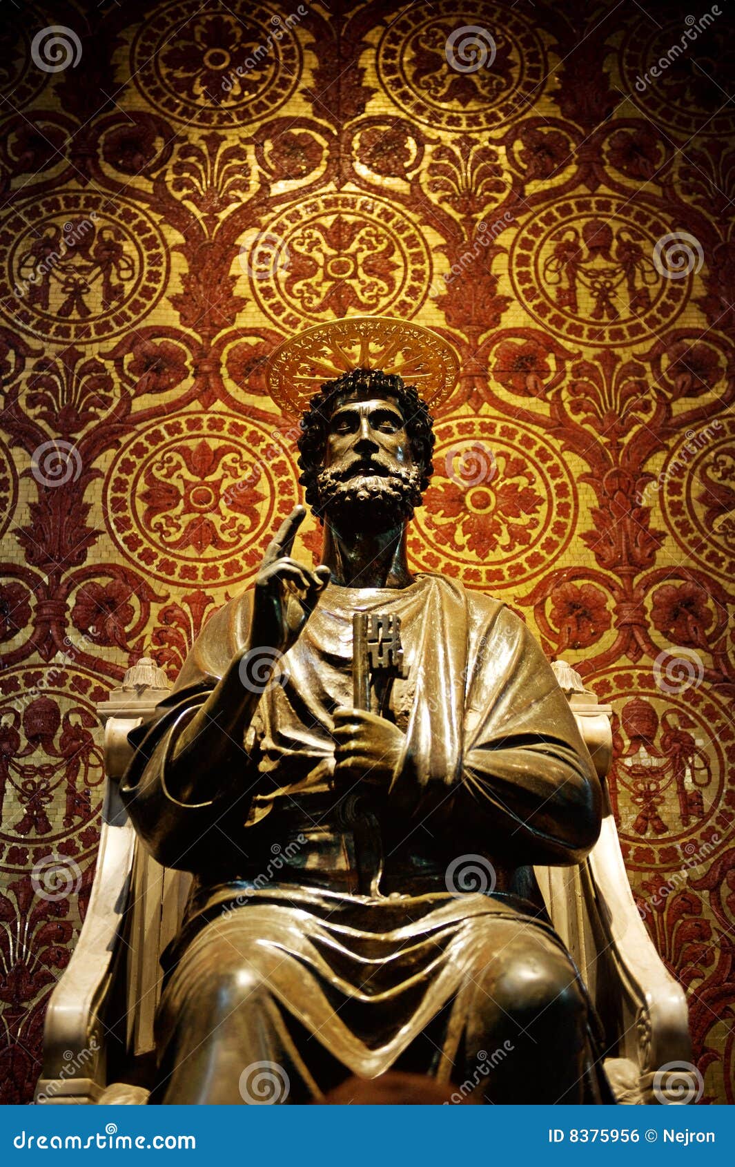 Statue of St. Peter in Vatican Editorial Photo - Image of peter, rome ...
