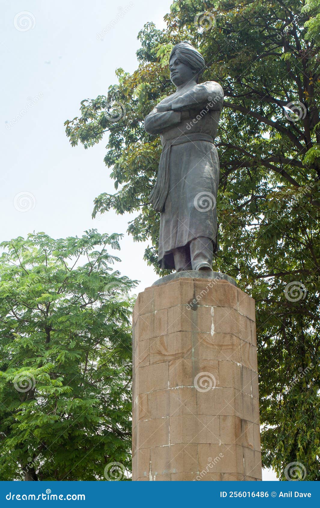 Statue of Swami Vivekananda Opposite Gateway-of-India; Fort; Bombay ... Statue of Swami Vivekananda Opposite Gateway-of-India; Fort; Bombay ...