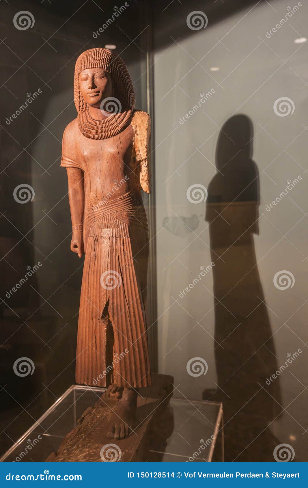 Statue of Thai the Royal Scribe Editorial Stock Image - Image of museum ...
