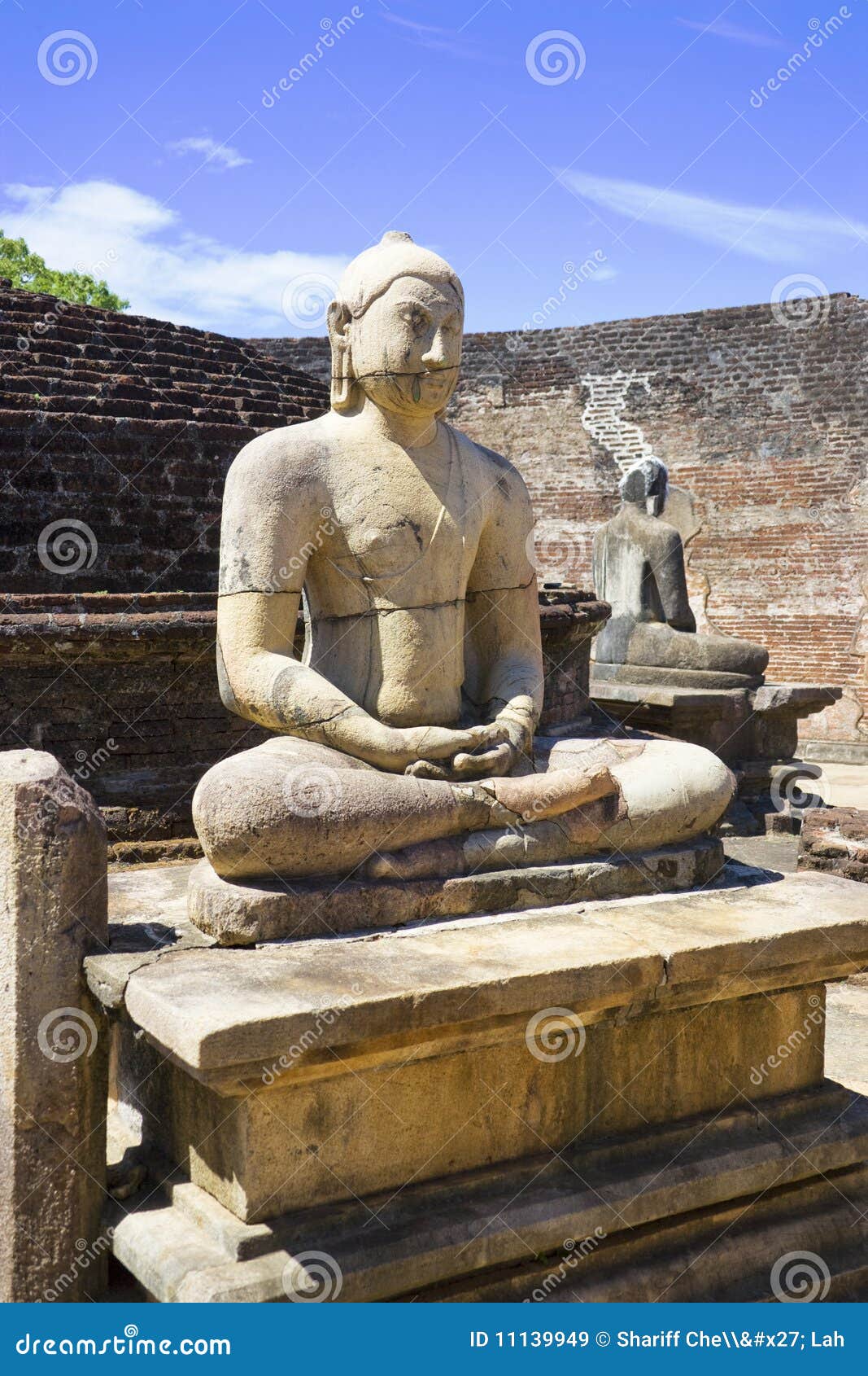 Statue a Vatadage, Sri Lanka Del Buddha Immagine Stock - Immagine di ...
