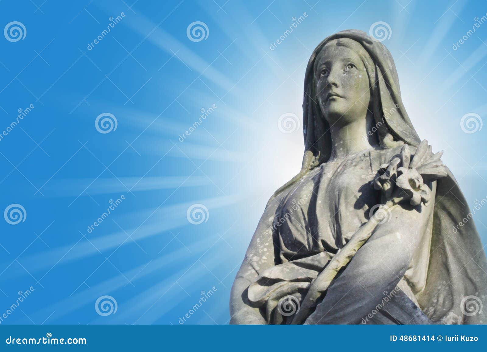 Statue of Virgin Mary in the Rays of the Sun Stock Photo - Image of ...