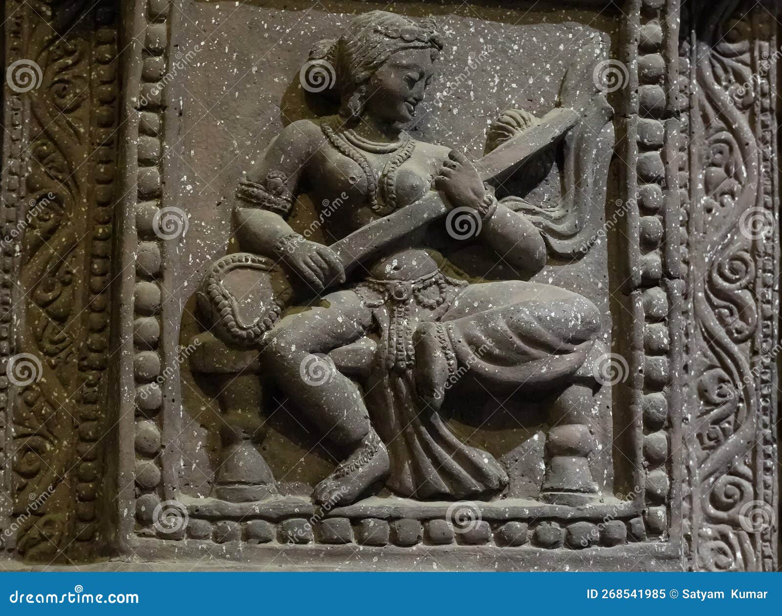 Statue of a Woman Playing the Veena Stock Image - Image of fashion ...