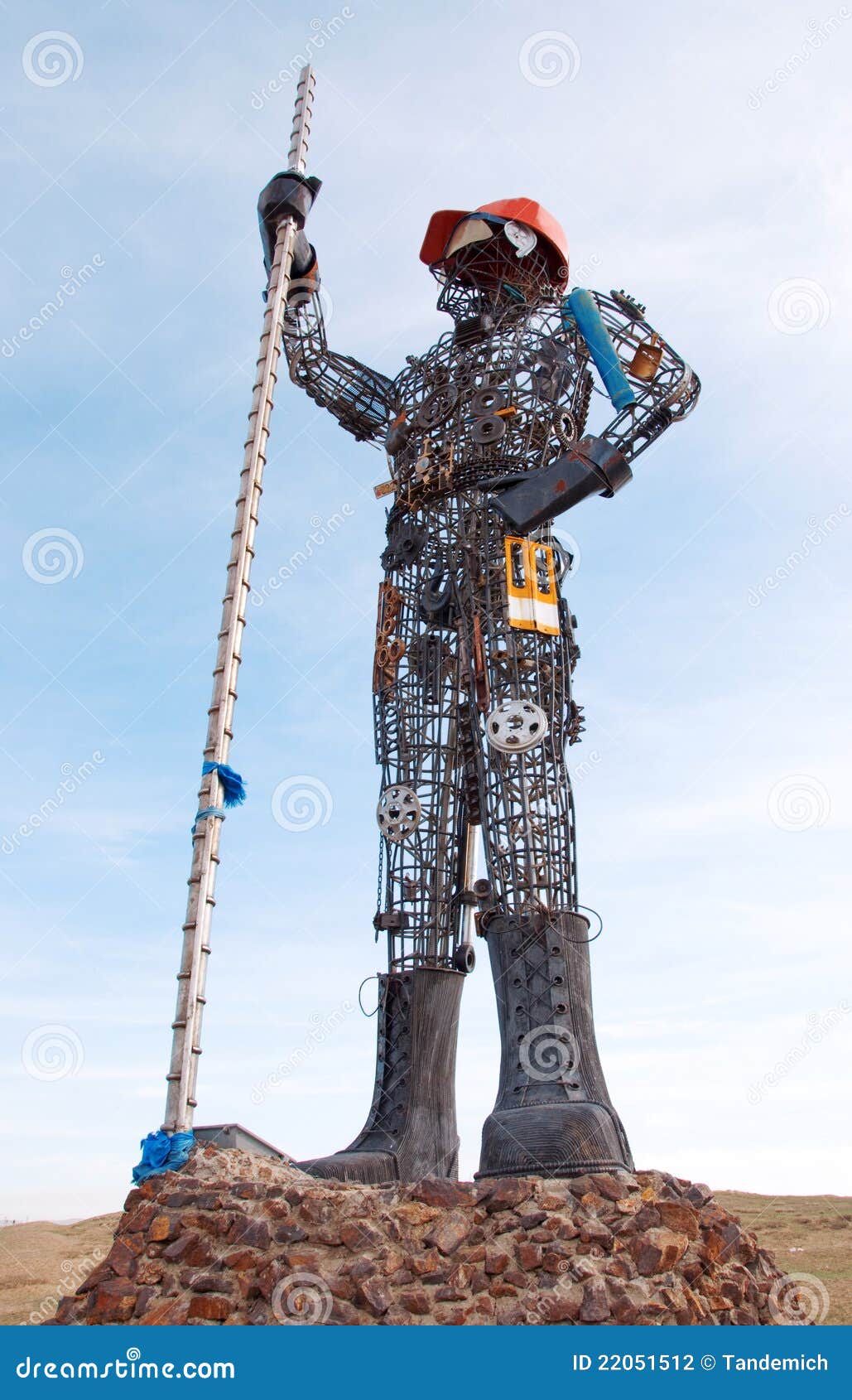 Statue of worker, stock photo. Image of chrome, scrap - 22051512