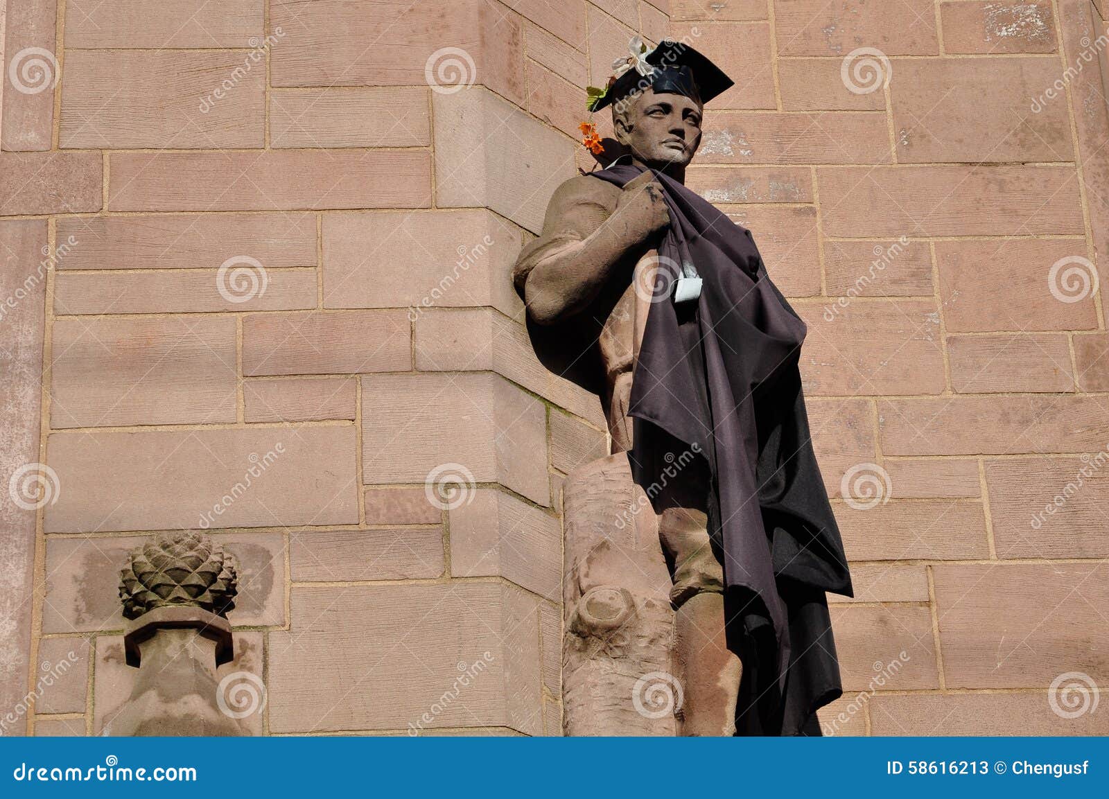 A Statue in Yale University Stock Image - Image of bell, fall: 58616213