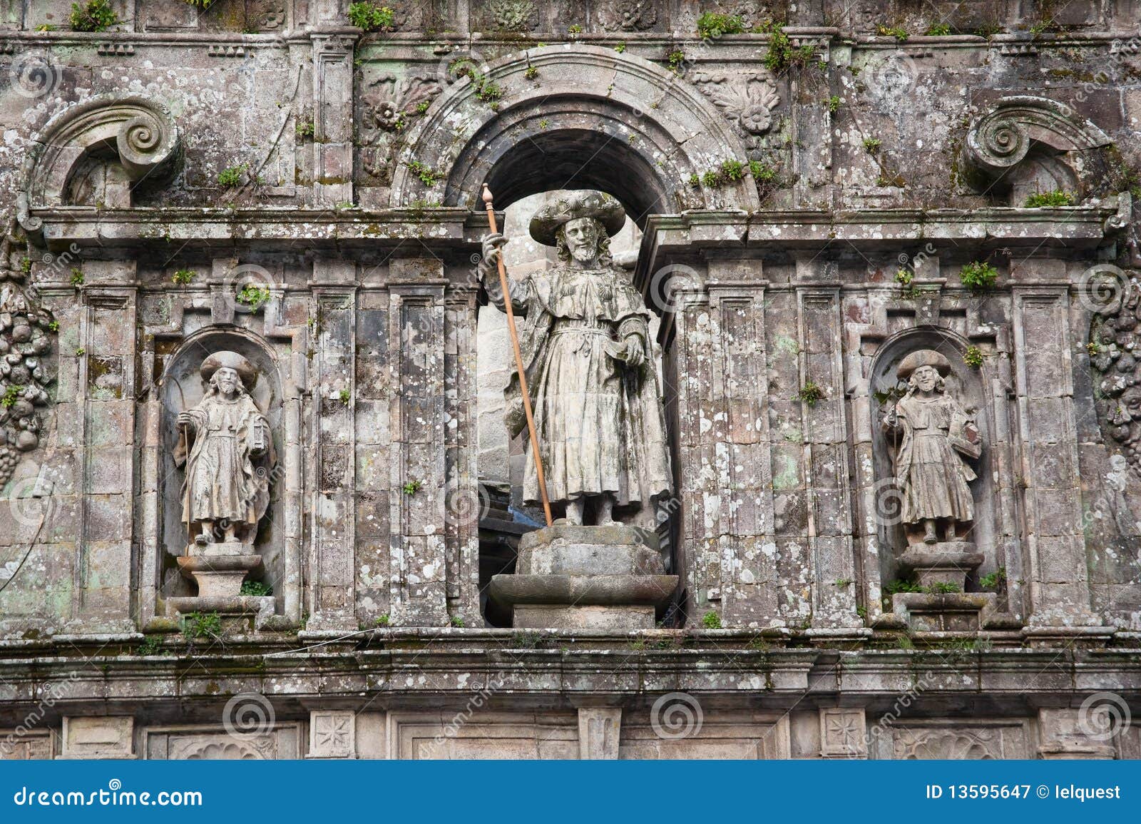 Statues stock image. Image of gothic, architecture, cathedral - 13595647