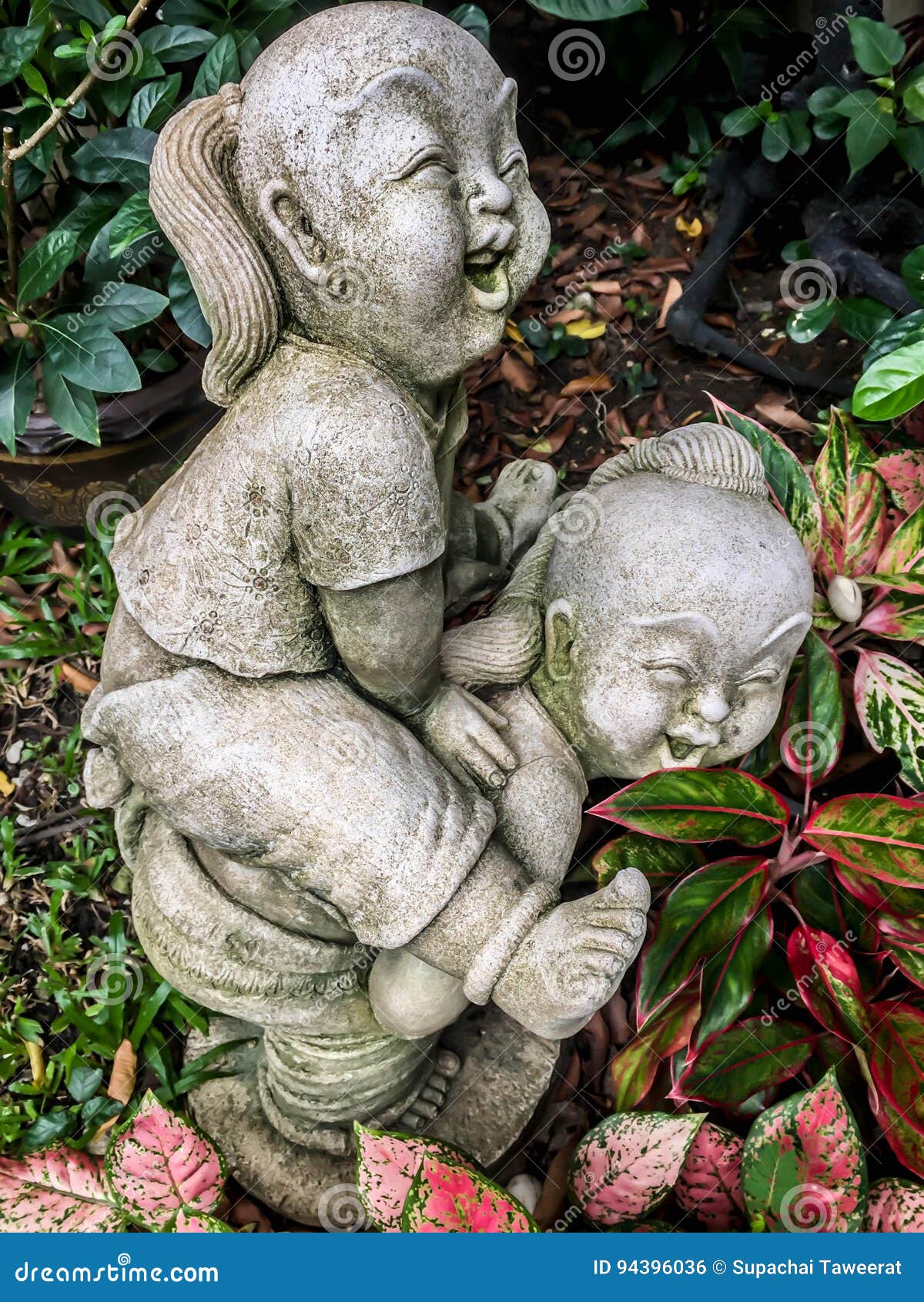Statues of children stock photo. Image of decoration - 94396036