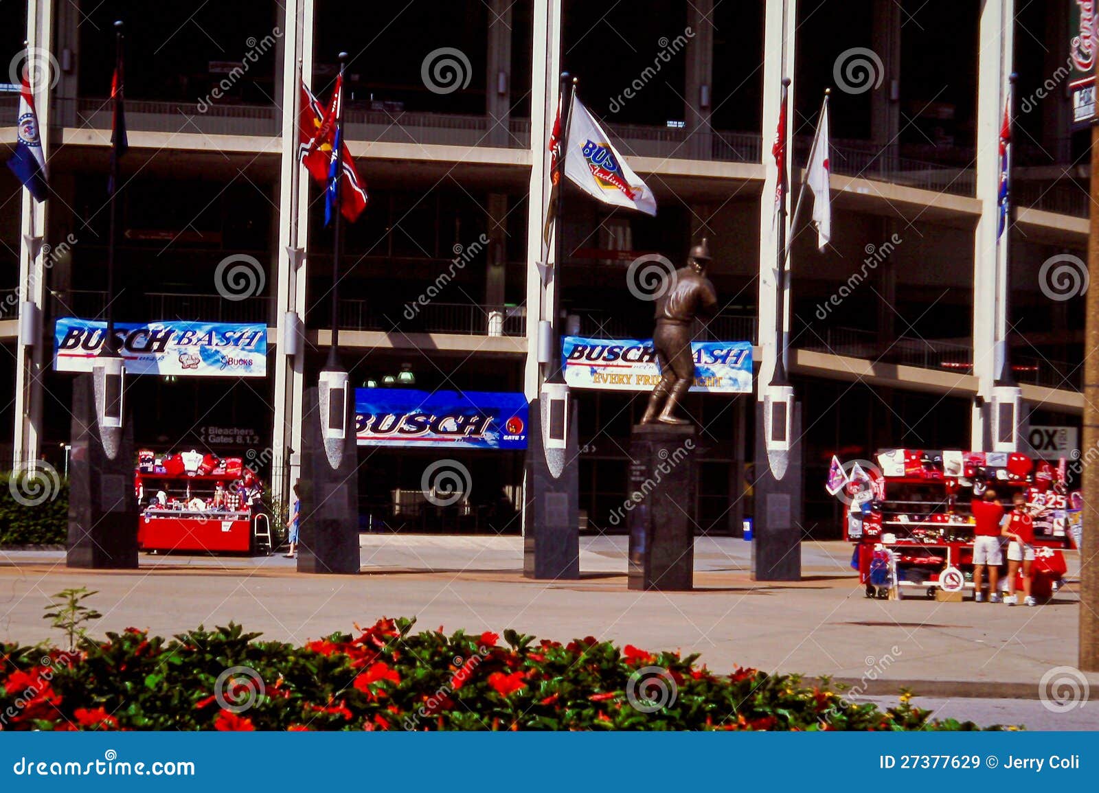 Statues in Front of Old Busch Stadium Editorial Stock Image - Image of ...