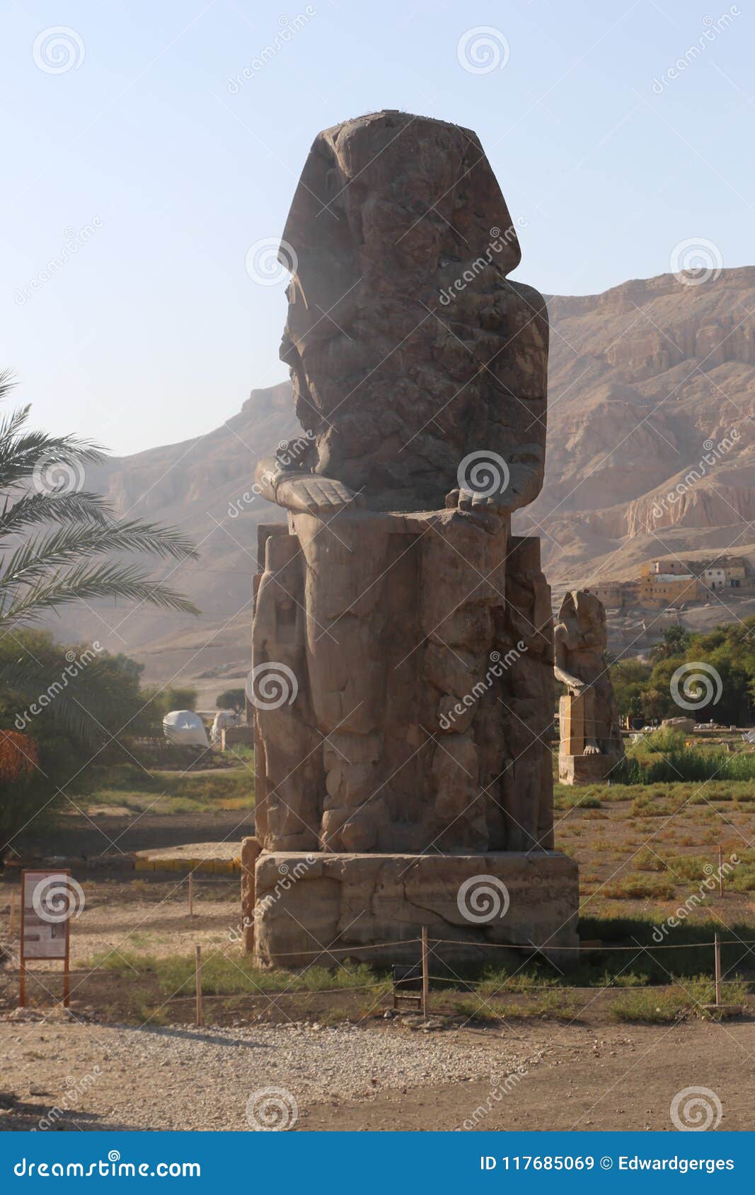 Statues of Memnon stock image. Image of grand, arabian - 117685069