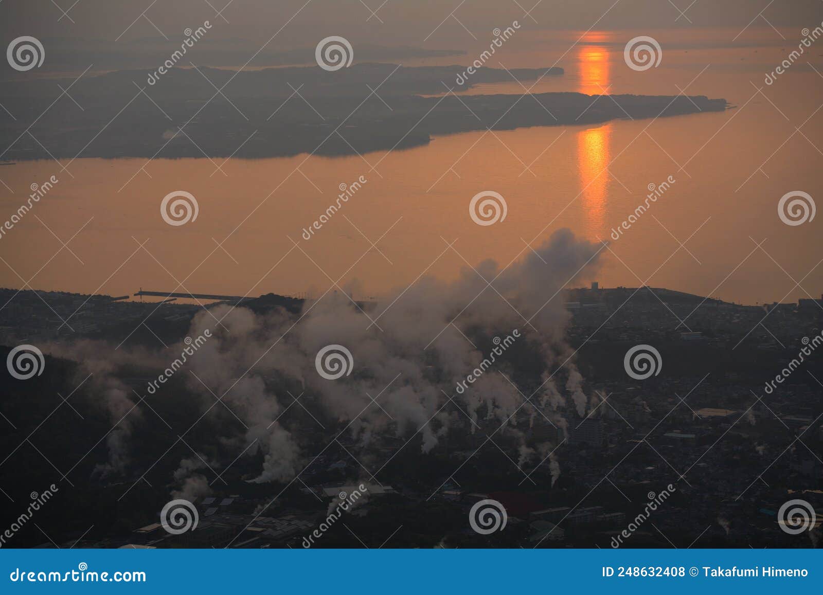 Beppu Onsen, Kyushu, Japan. Jigoku Meguri Hells Tour Blue Hot Springs ...